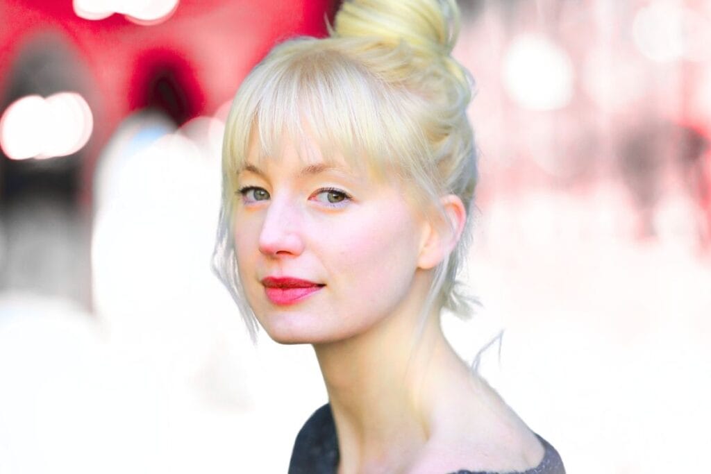 Is Lily Collins Phil Collins Daughter? Yes!