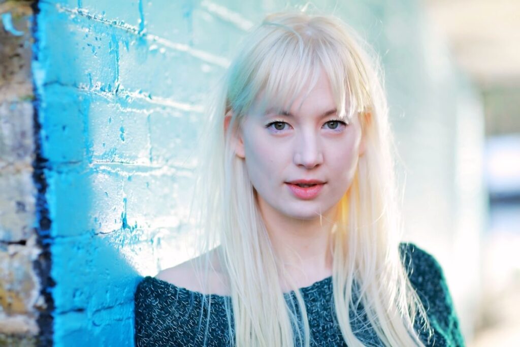 Emma King: Life, Career, and Highlights